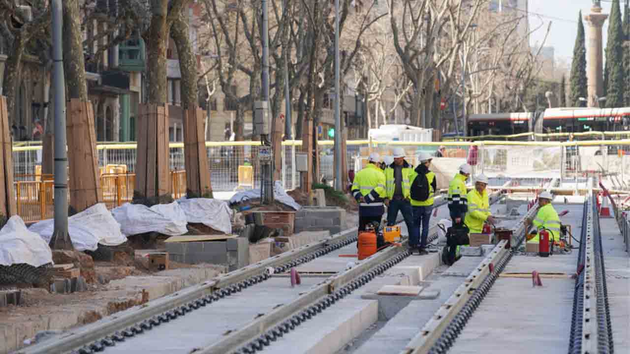 Barcelona comenzará en enero las obras para la extensión de la Línea 8 ...