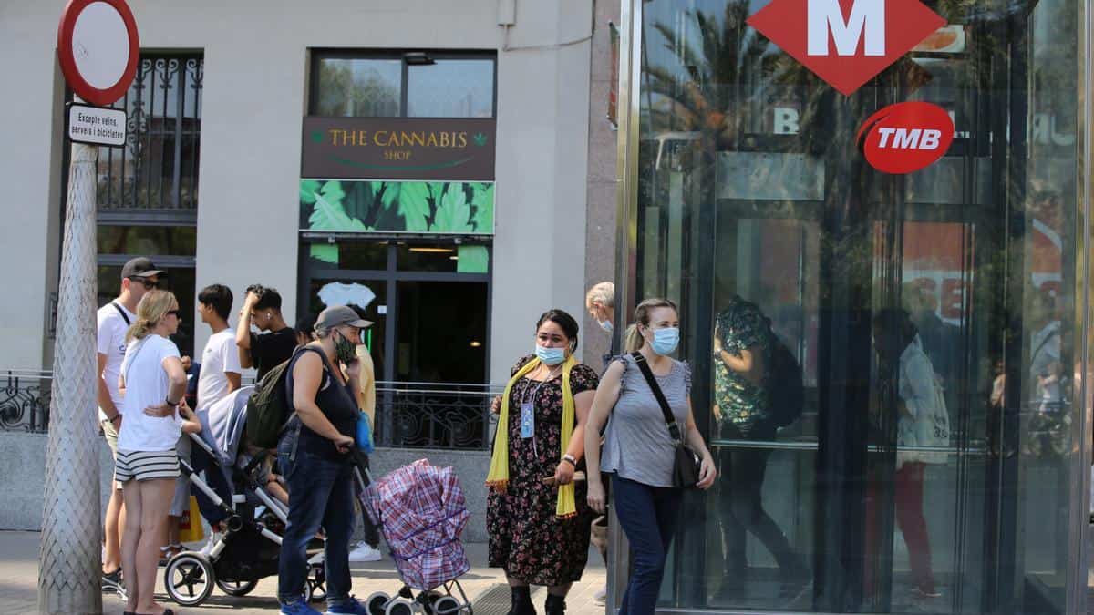 The Barcelona metro promotes accessibility with the inauguration of an ...